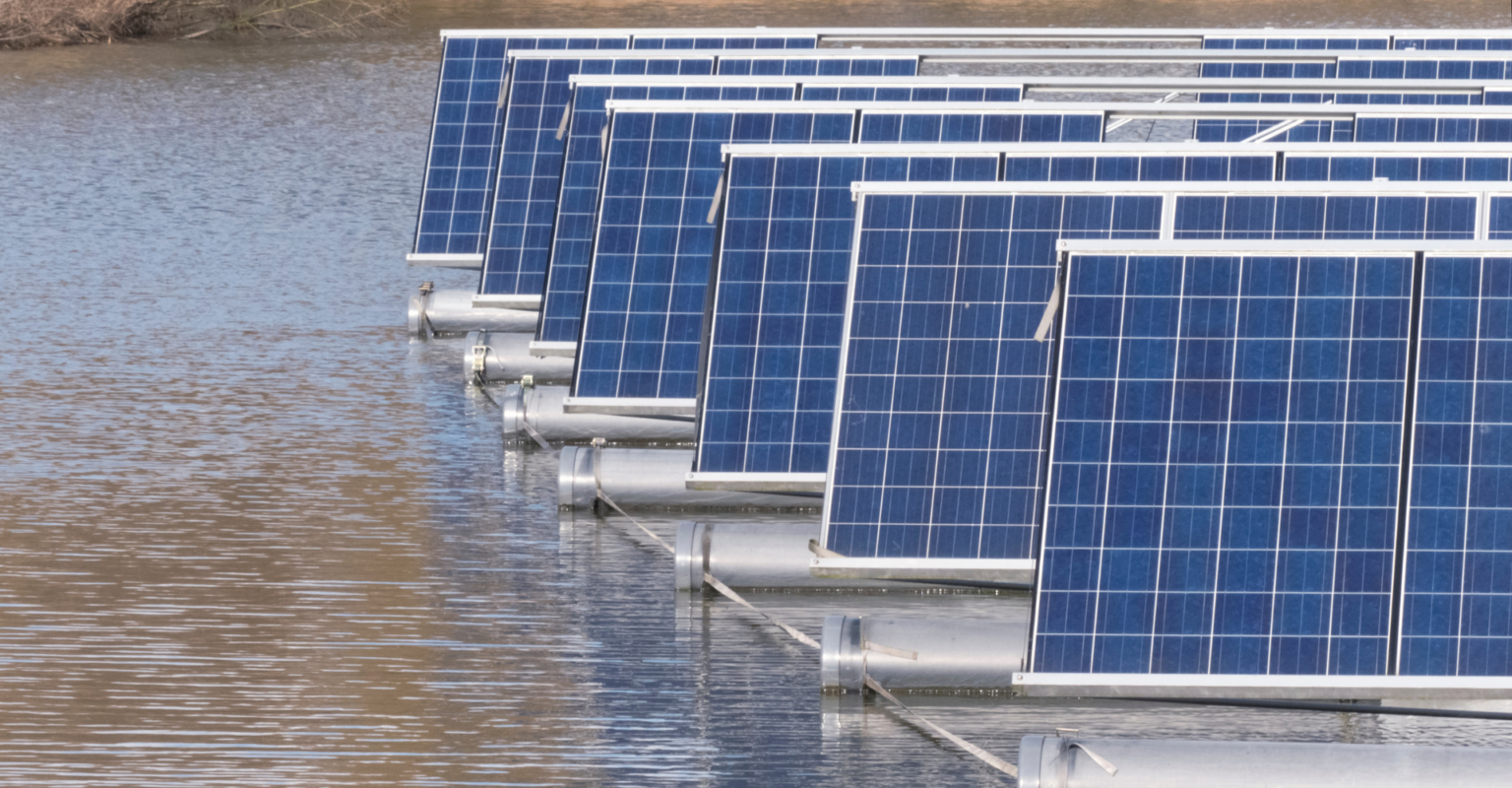 The Potential of Floating Solar Panels in Water Conservation Areas – Solair World